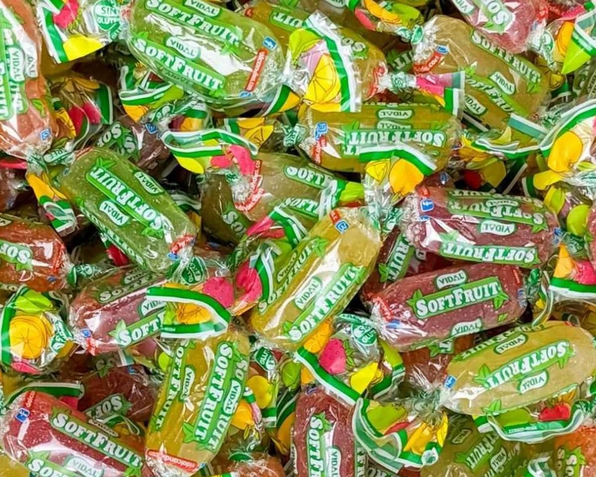 CandyFavorites Wrapped Soft Fruit Gels 4.5 oz. Hang Bags - 8 / Box