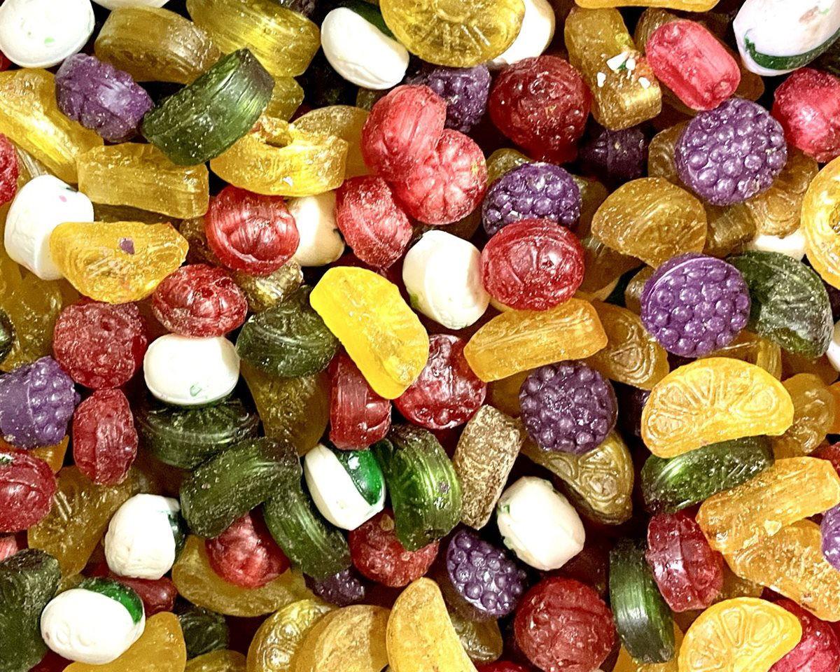 Old Christmas Chocolates The Chocolate Bars And Sweets We'd Love To