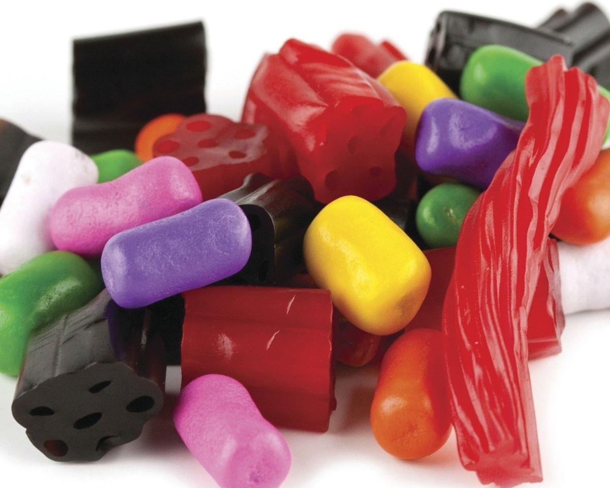 Hand Packed Deluxe Licorice Mix 8 oz. Bags - 6 / Box – Candy Favorites