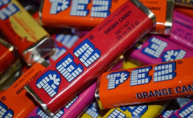 PEZ | PEZ Dispenser – Candy Favorites